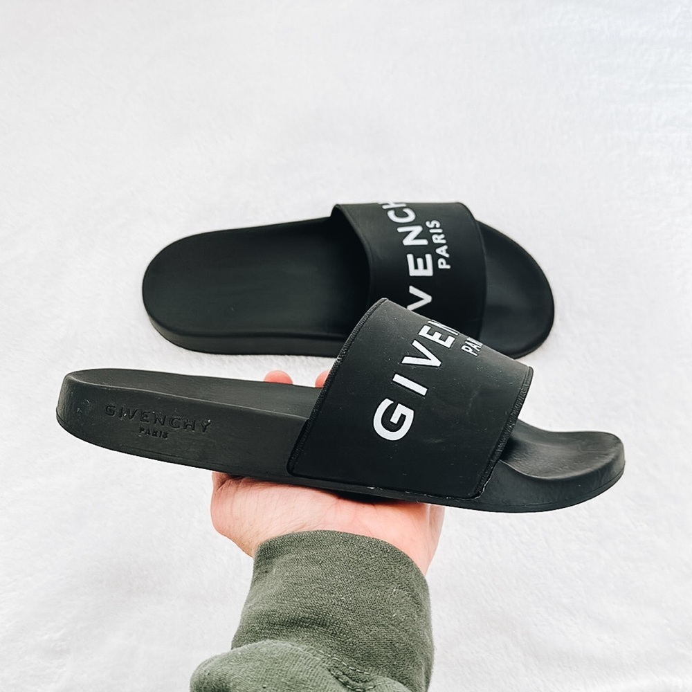 Givenchy Logo Pool Slides Sandals Black Size 39 Women… - Gem
